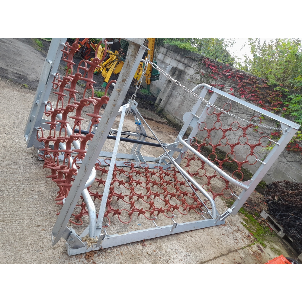 Jarmet Levelling Chain Harrow 5 Mtr Hydraulic Fold Galv, Only £2500.00